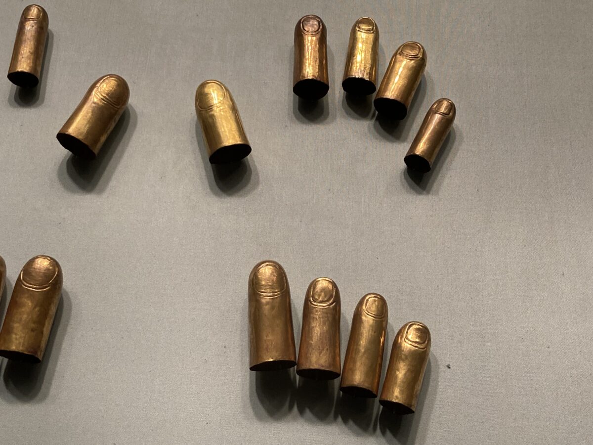 First Thumbtips… – MagicShow.Tips