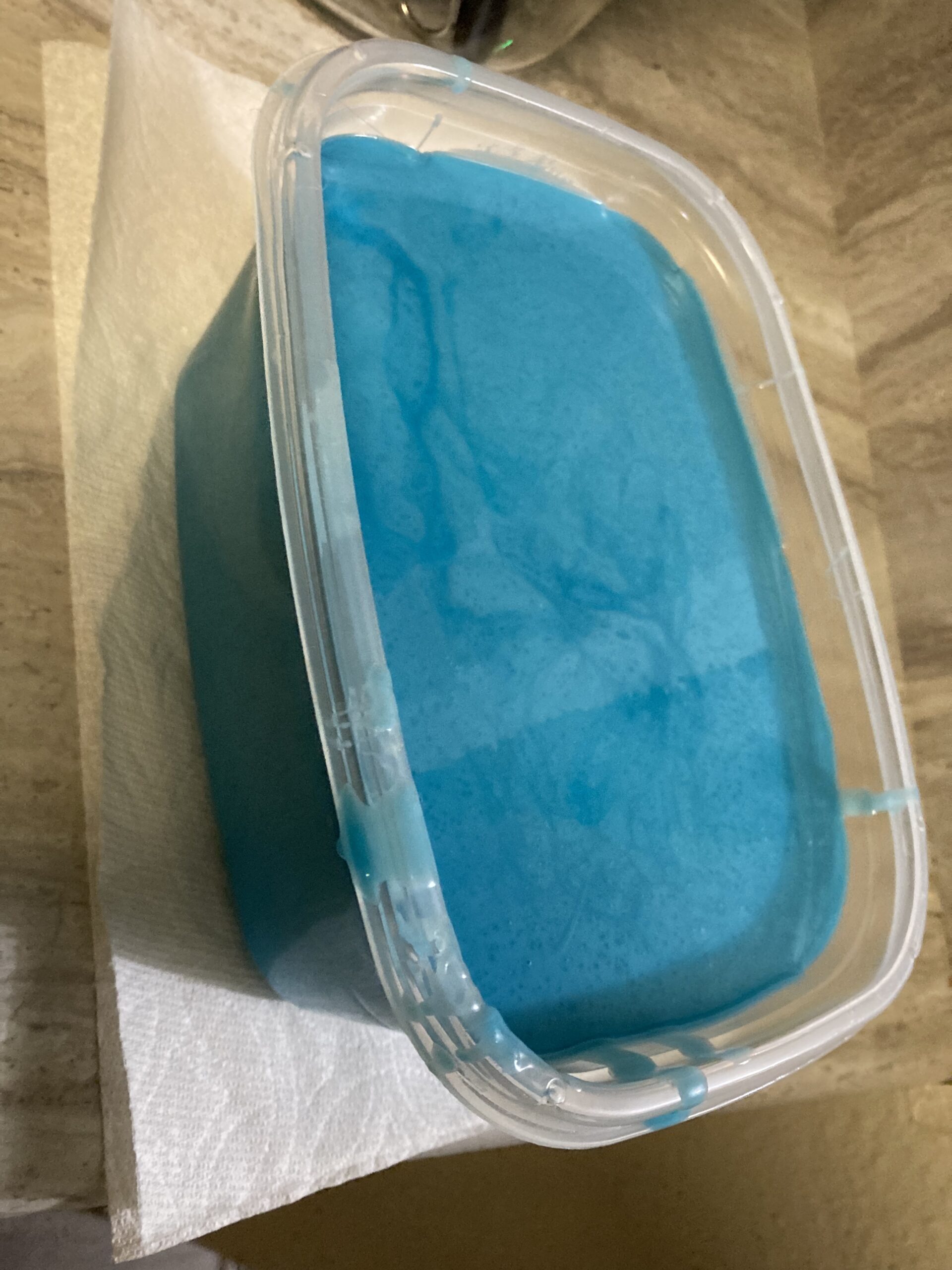 Spirit Rapping Hand – MagicShow.Tips