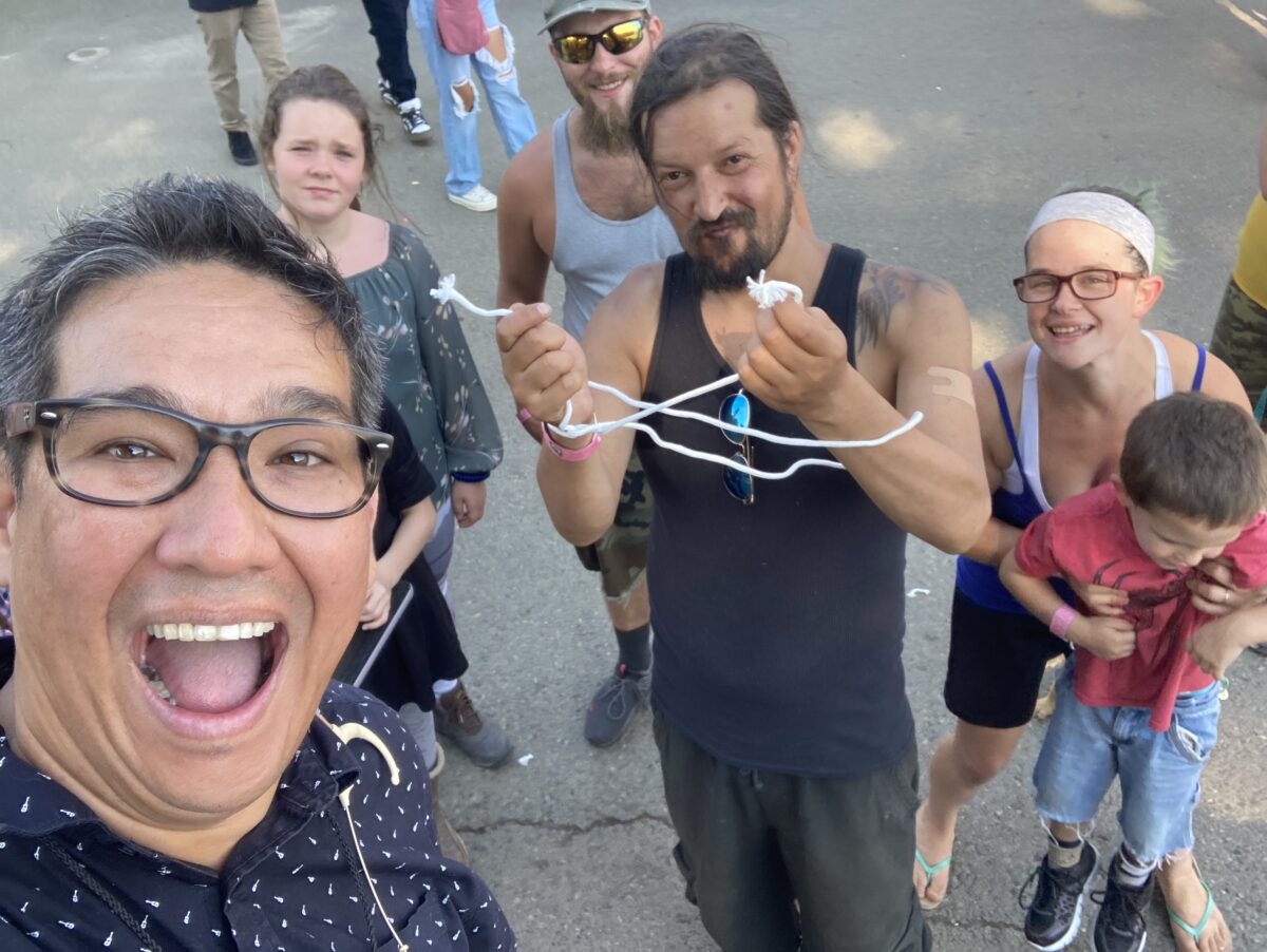 Ring and Rope… – MagicShow.Tips