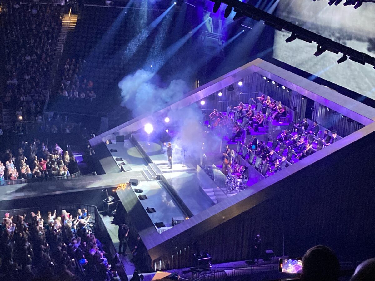 Michael Buble and Adding Time to Your Show… – MagicShow.Tips