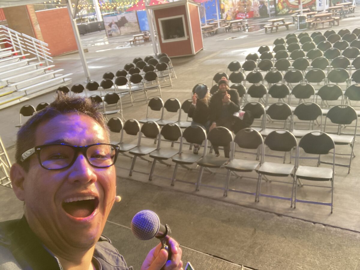 Building a Crowd – MagicShow.Tips