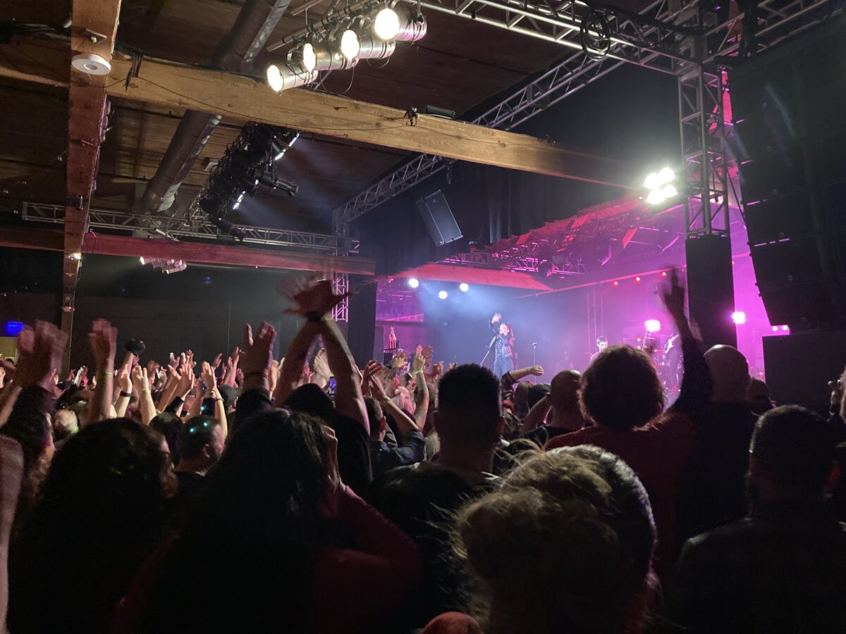 Audience Interaction Tricks… – MagicShow.Tips