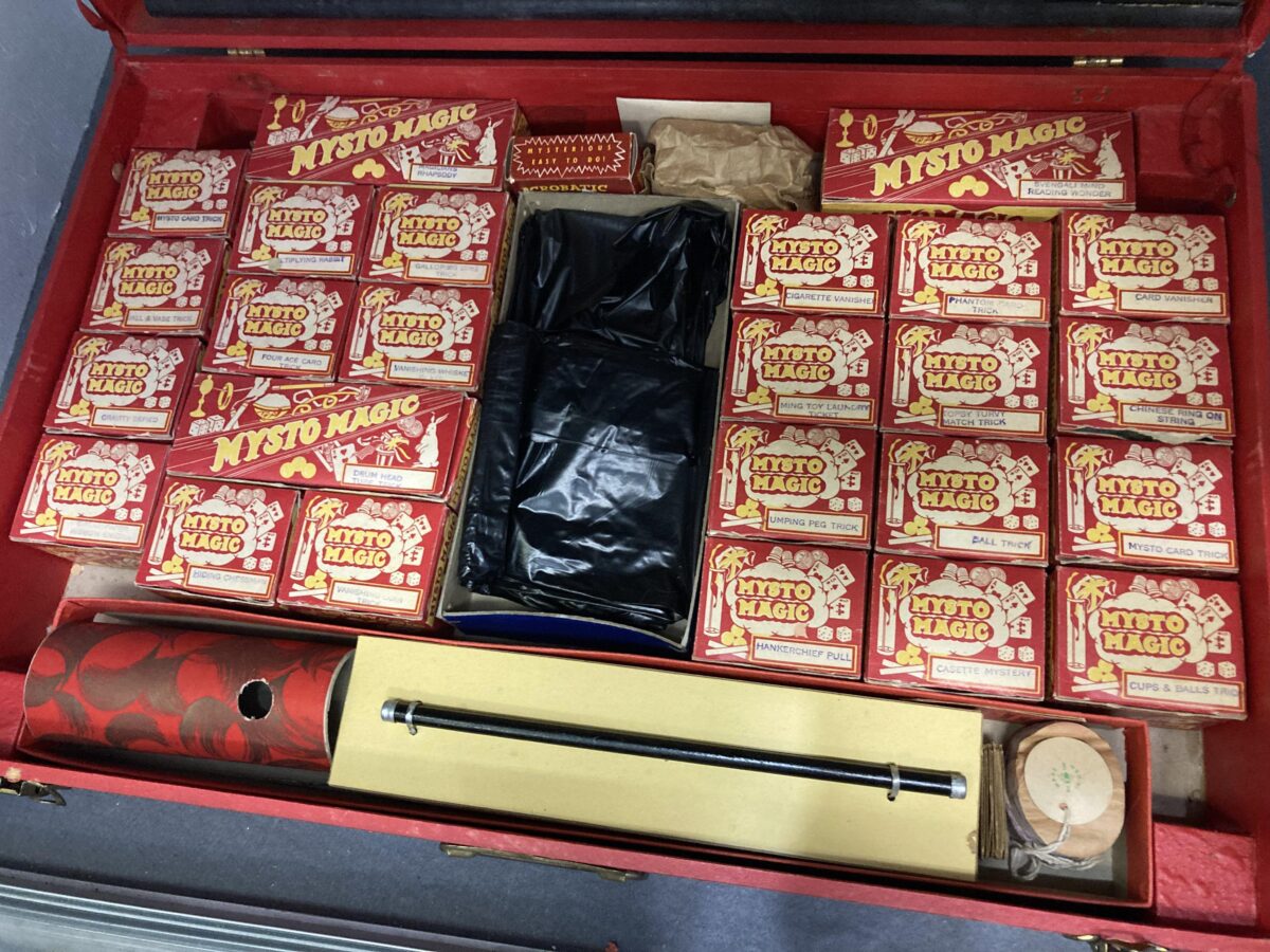 No 25 Gilbert Mysto Magic Show Set! – MagicShow.Tips